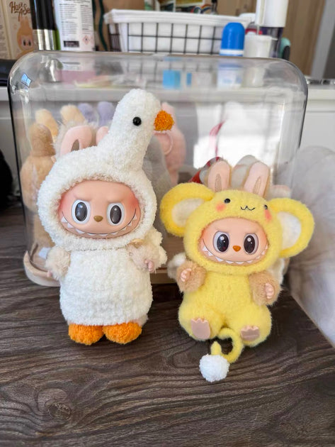Handmade Labubu Outfit – Ducky Edition [pre oder] – Little Mysteries