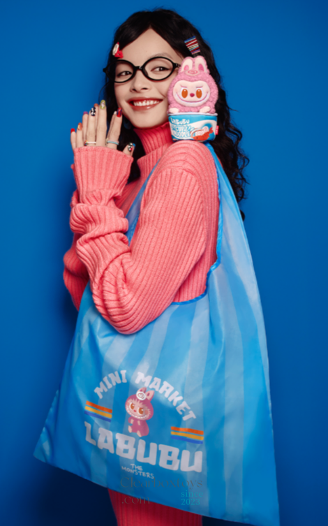 [pre order] labubu wacky mart cup noodles figure storage bag – Little ...